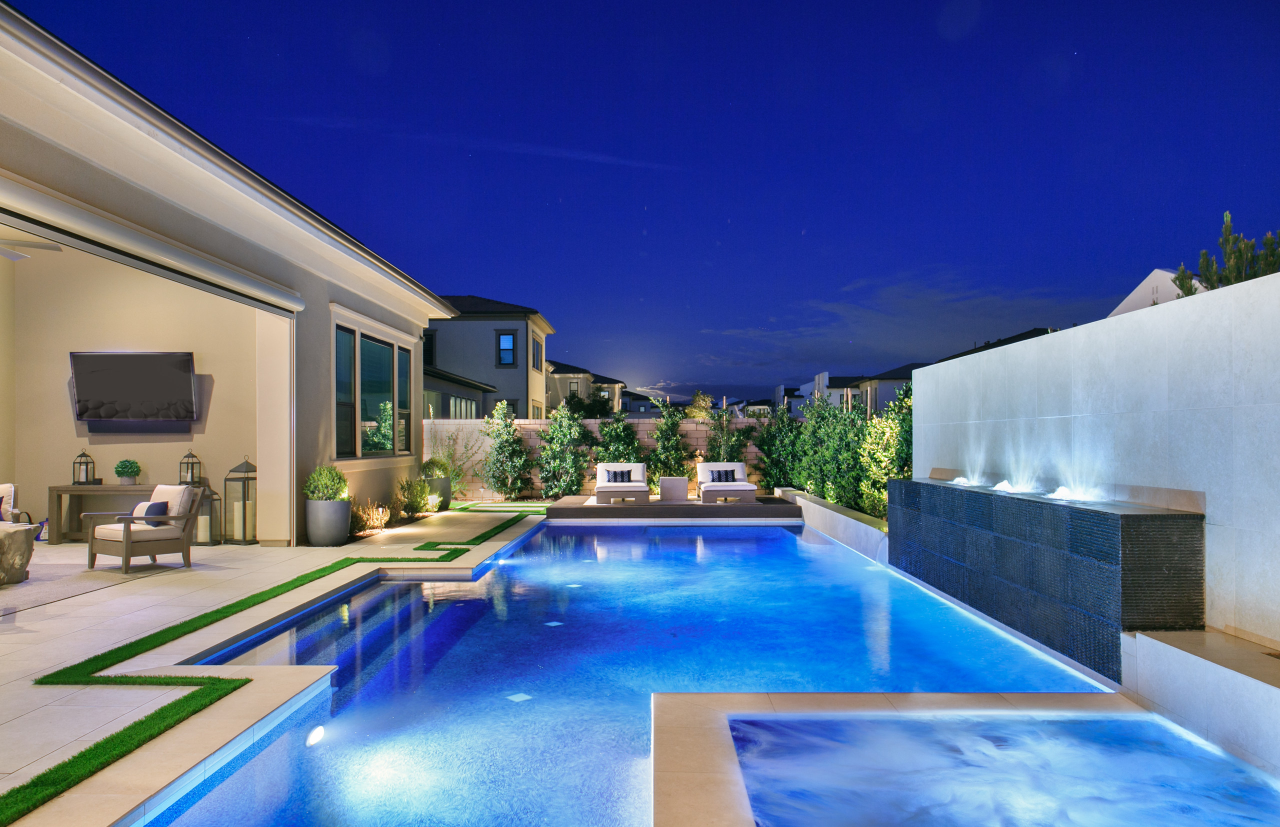 Carmel Valley | Luxury Pool with Waterwall - Evoscapes